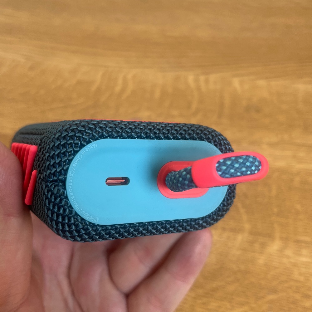 Pre Owned Jbl Jbl Go Portable Speaker Own Less